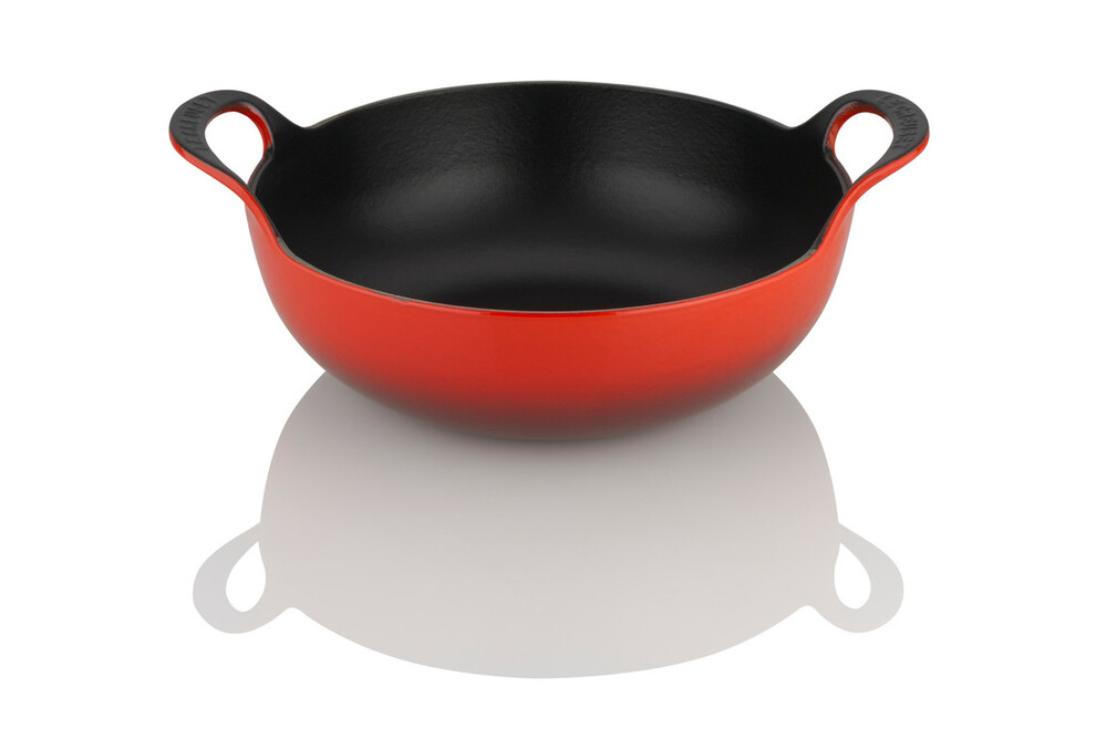 Plat Balti En fonte émaillée 24 cm Cerise - 20142240600460 - LE CREUSET ...