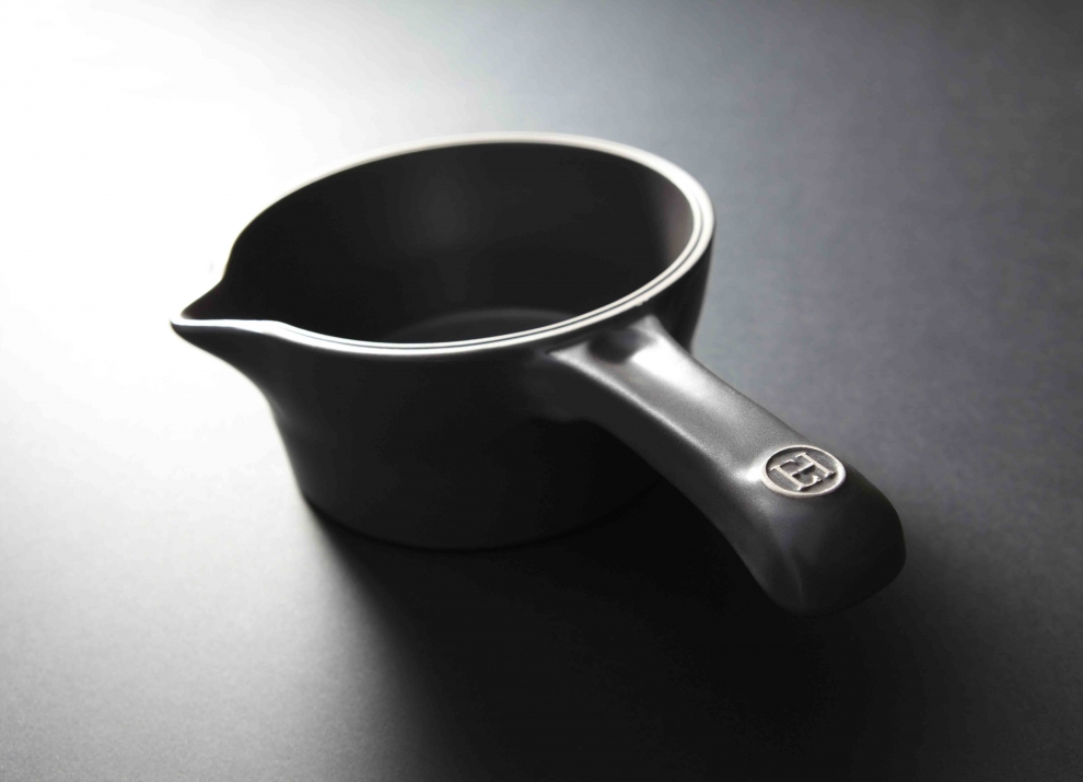 Poêlon casserole à bec 19 cm en céramique compatible induction. Design ...